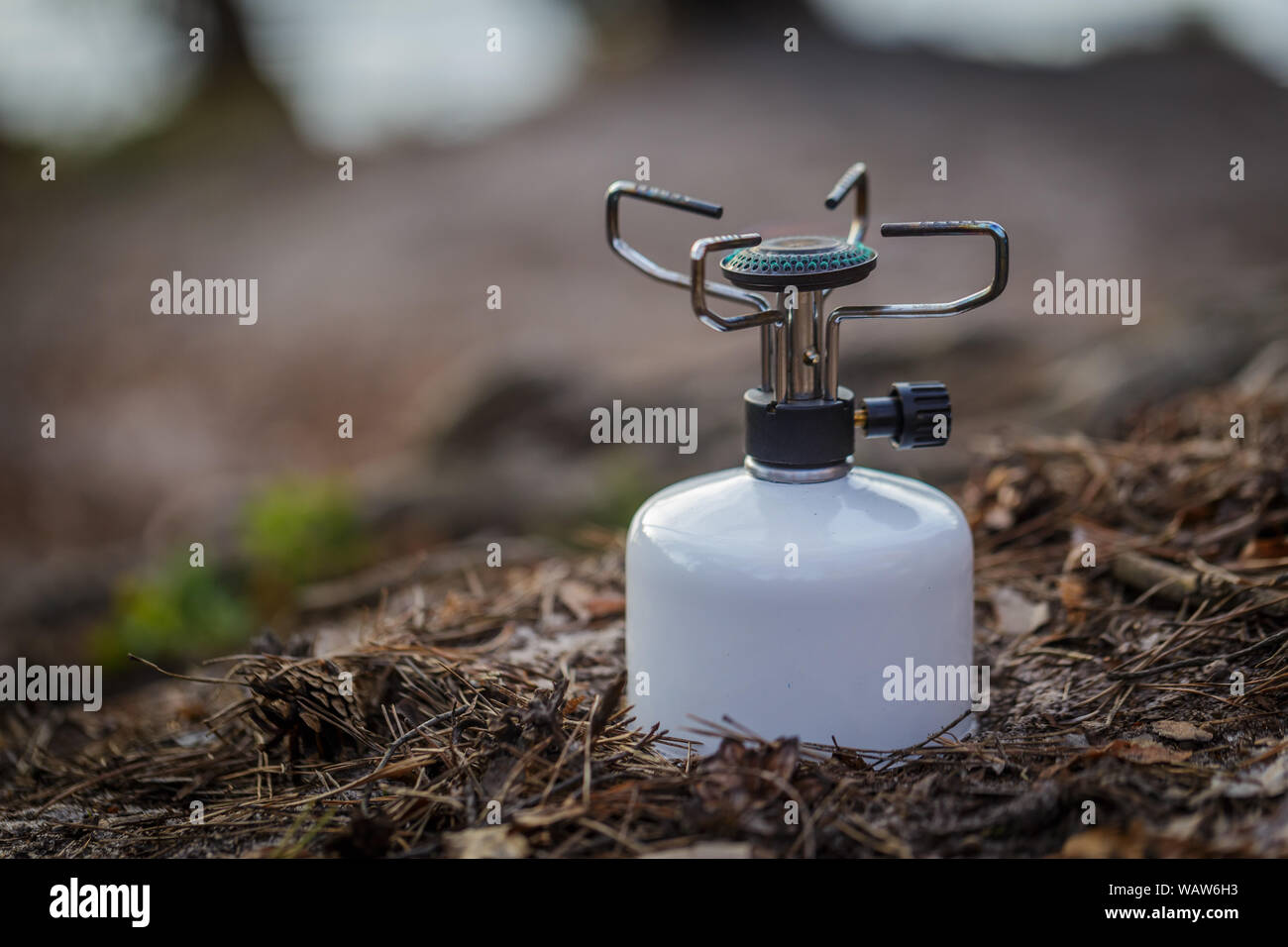 Fire hydrant balloon hi-res stock photography and images - Alamy