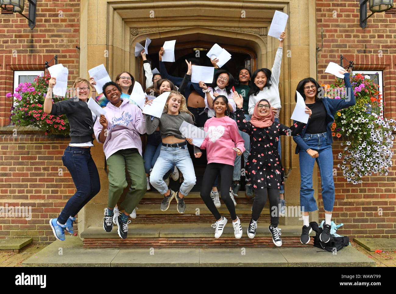 King edward vi girls hi-res stock photography and images - Alamy