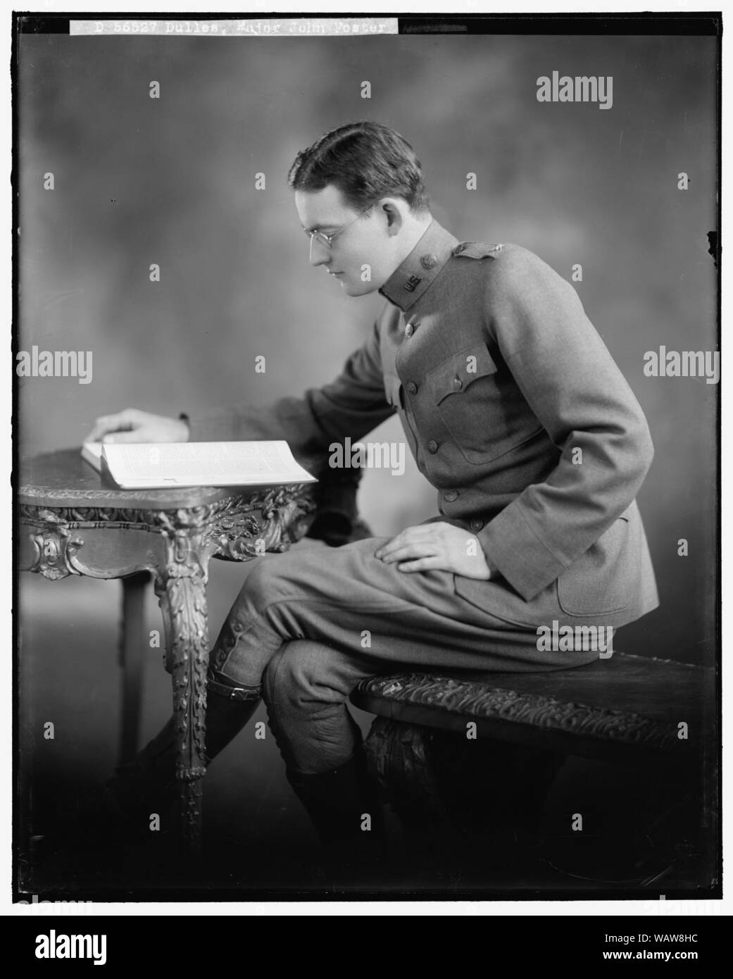 John dulles hi-res stock photography and images - Alamy