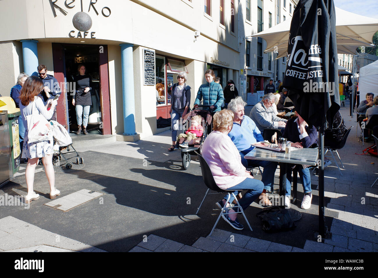 Market alley full of shoppers hi-res stock photography and images - Alamy