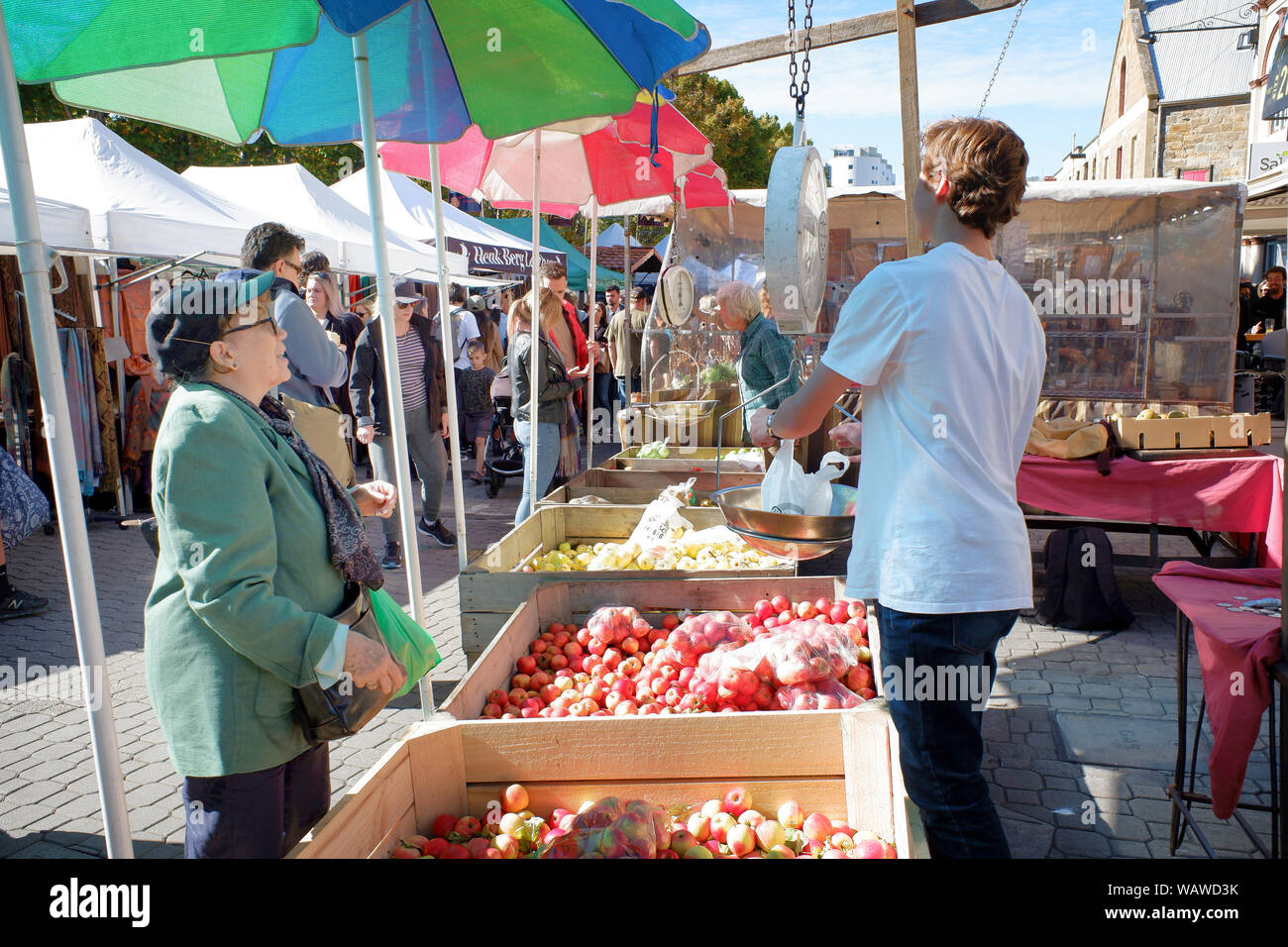MARKETS STALLS, GOODS FOR SALE Stock Photo - Alamy