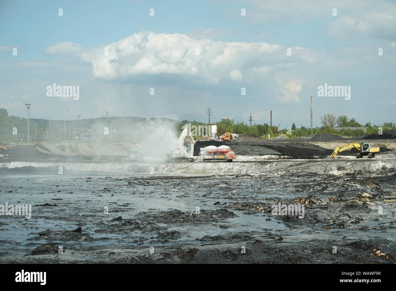 Liquidation of remediation of landfills waste of oil and toxic ...