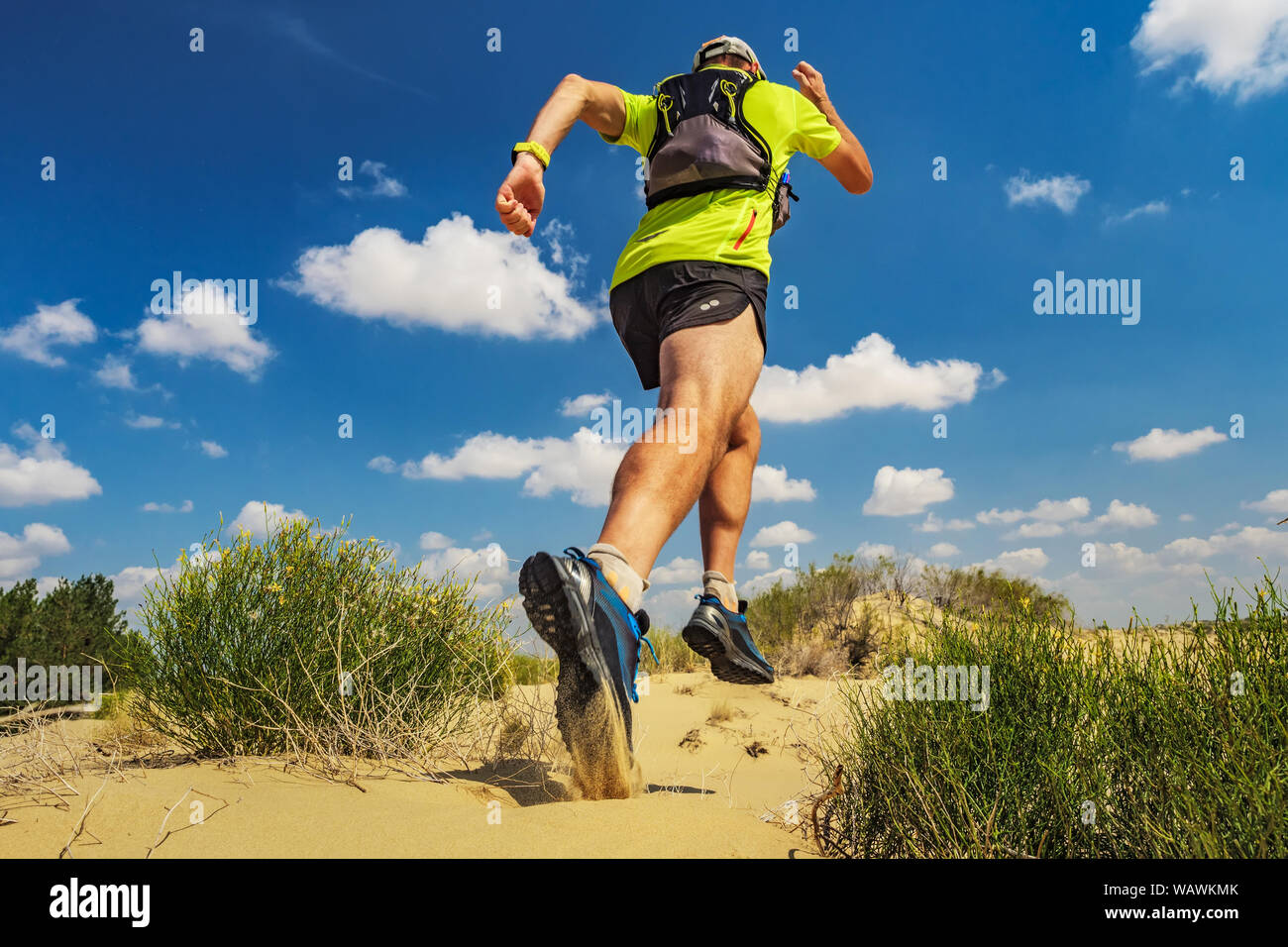 Run through the desert hi-res stock photography and images - Alamy