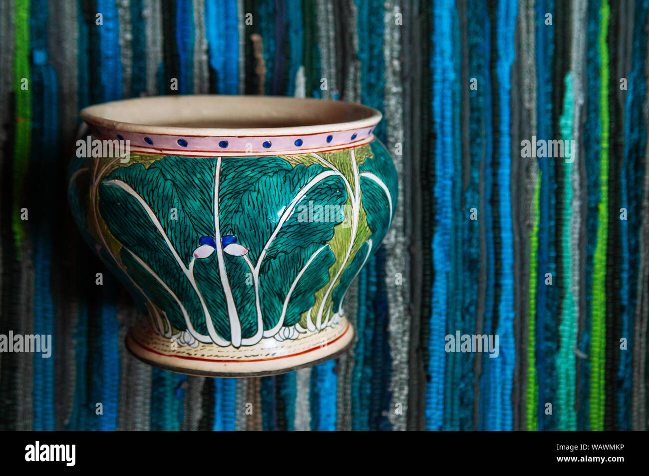 Colourful cabbage pattern painted China ware, Old vintage Chinese ...