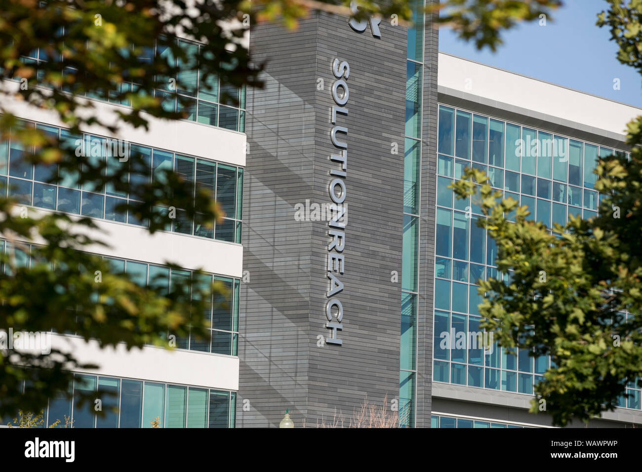 Solutionreach hi-res stock photography and images - Alamy