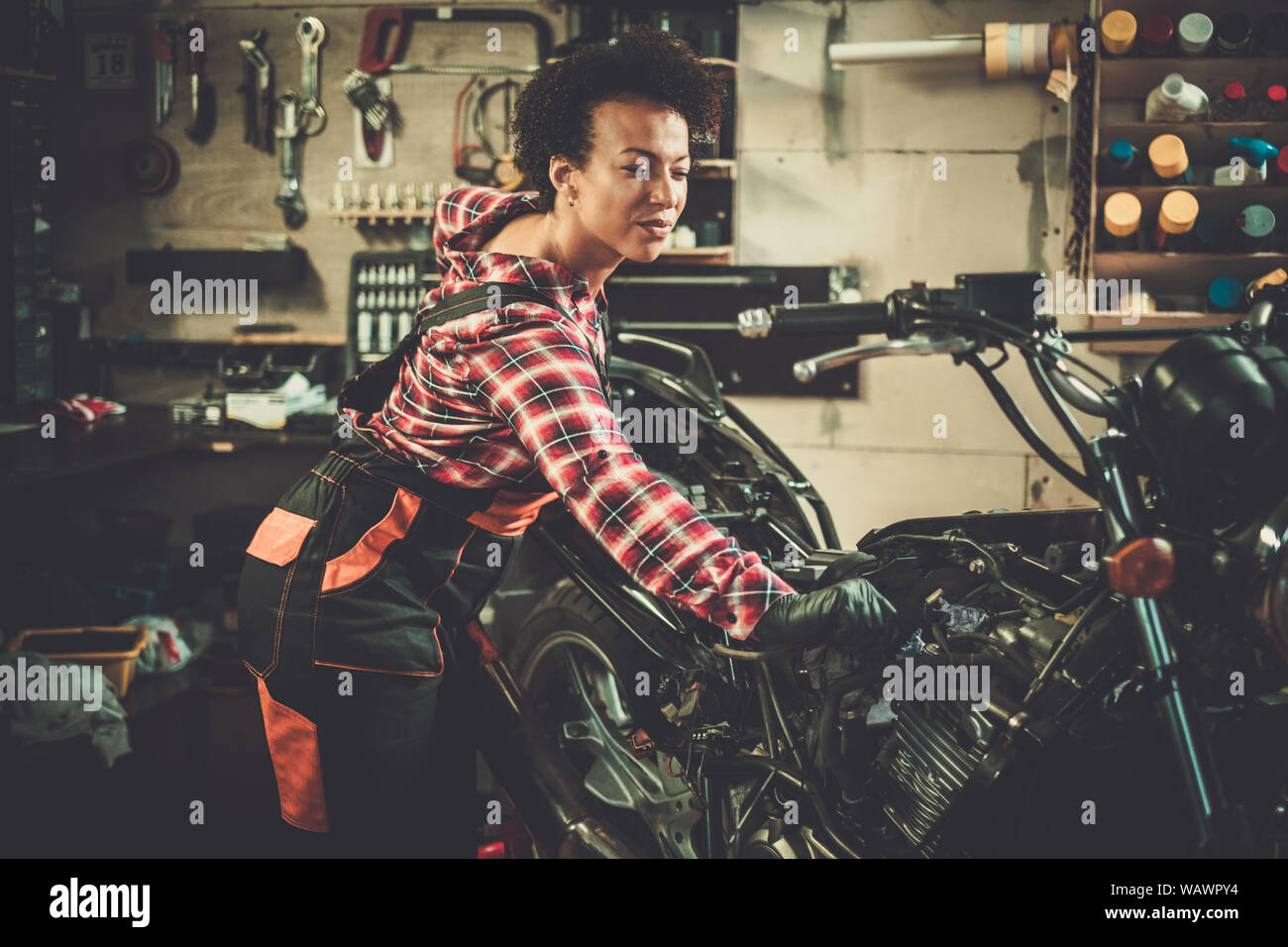 Bobber style cruiser bike hi-res stock photography and images - Alamy