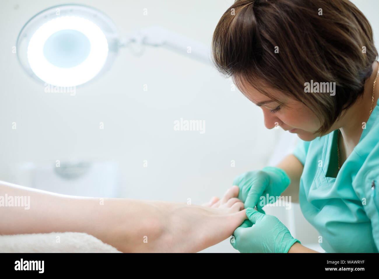 Woman having pedicure at beauty salon Stock Photo - Alamy