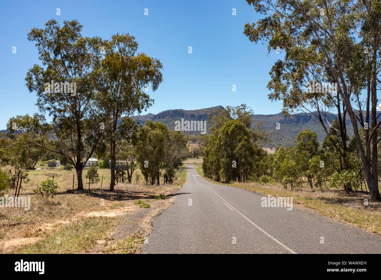 Empty rural road in the Capertee Valley, NSW, Australia Stock Photo - Alamy