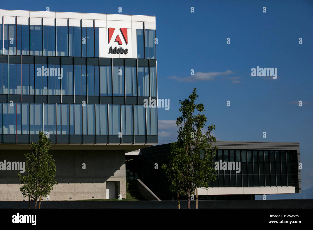 Adobe inc building lehi hi-res stock photography and images - Alamy