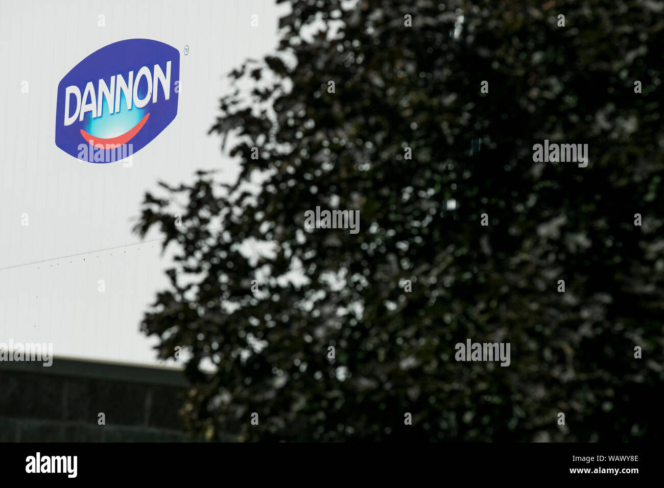 Dannon logo hi-res stock photography and images - Alamy
