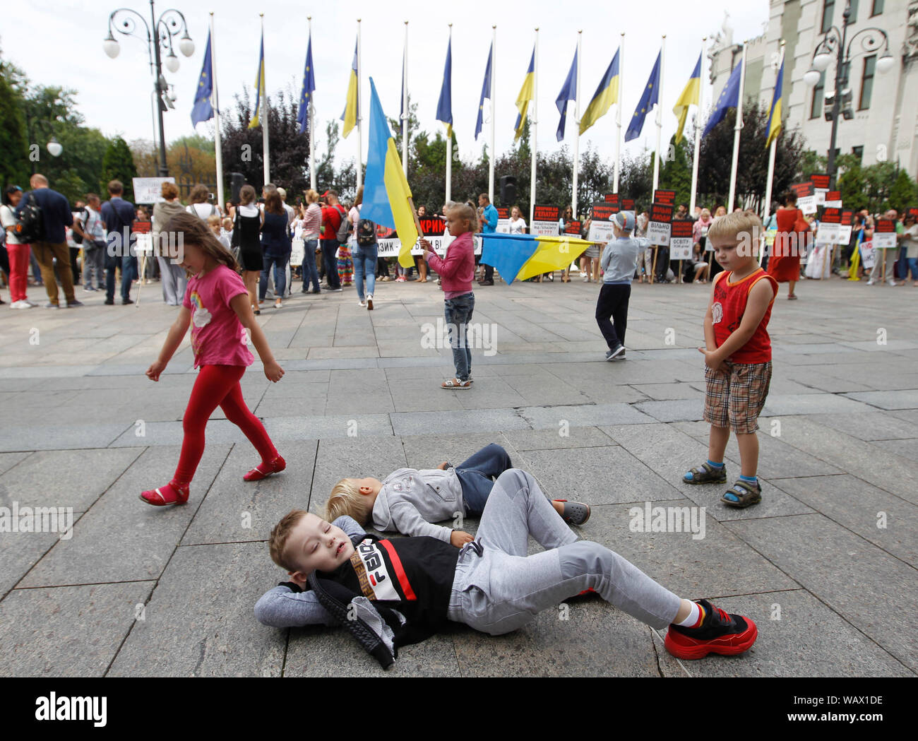 The children rally hi-res stock photography and images - Alamy