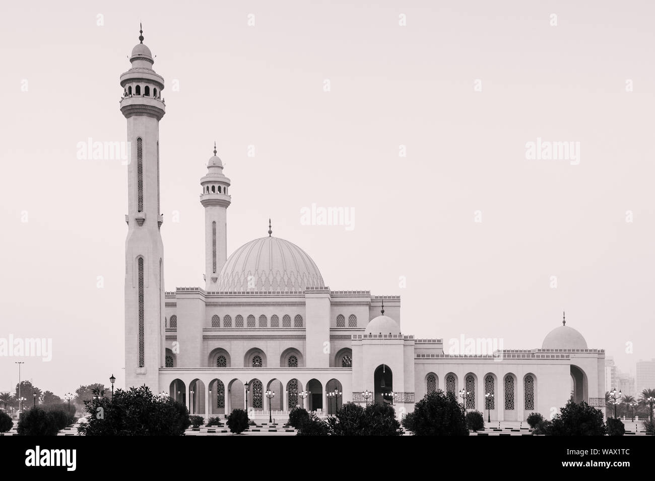 Most iconic Al Fateh grand mosque in evening. Manama, Bahrain Stock ...