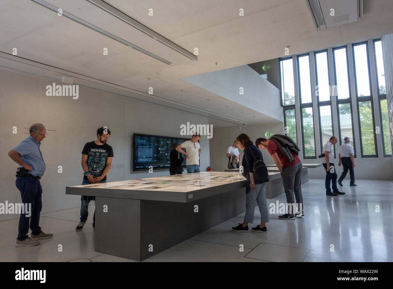 Nazi displays hi-res stock photography and images - Alamy