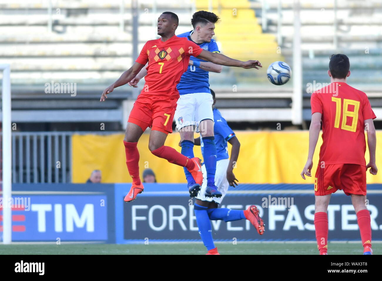 Opanda hi-res stock photography and images - Alamy