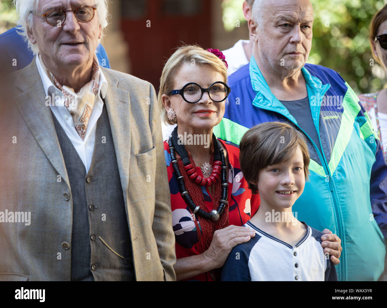 Braunfels, Germany. 22nd Aug, 2019. The actors Günther Maria Halmer (l ...