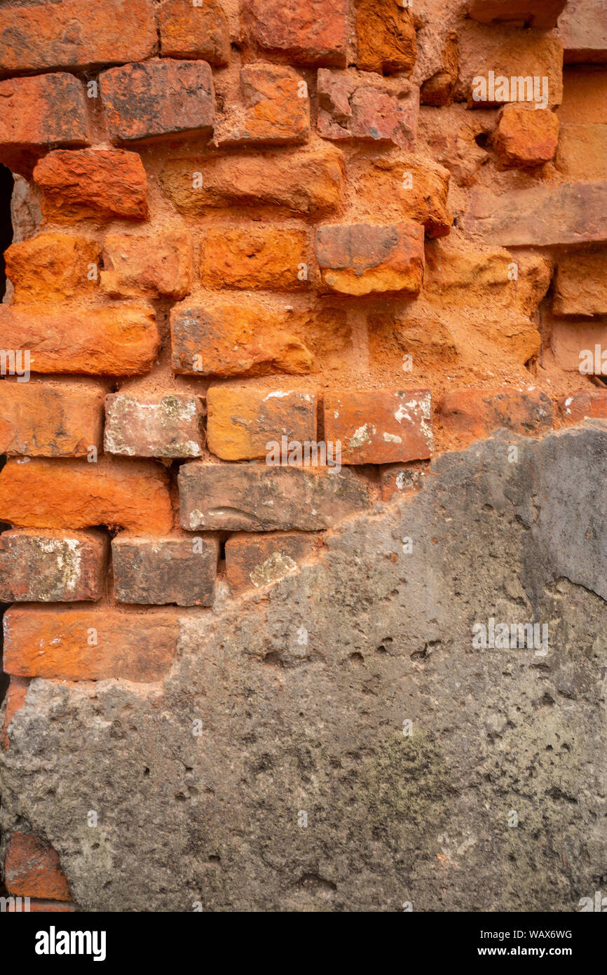 Old orange and red breakable brick arch wall with pattern Stock Photo ...