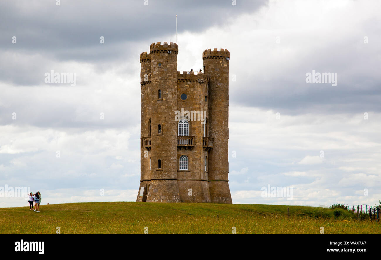 Broadway tower folly on broadway hi-res stock photography and images ...