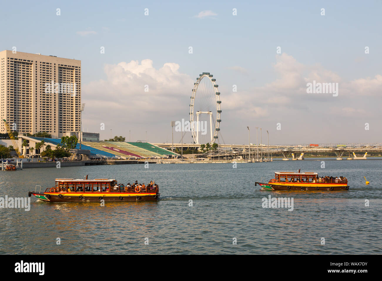 Bum icon hi-res stock photography and images - Alamy