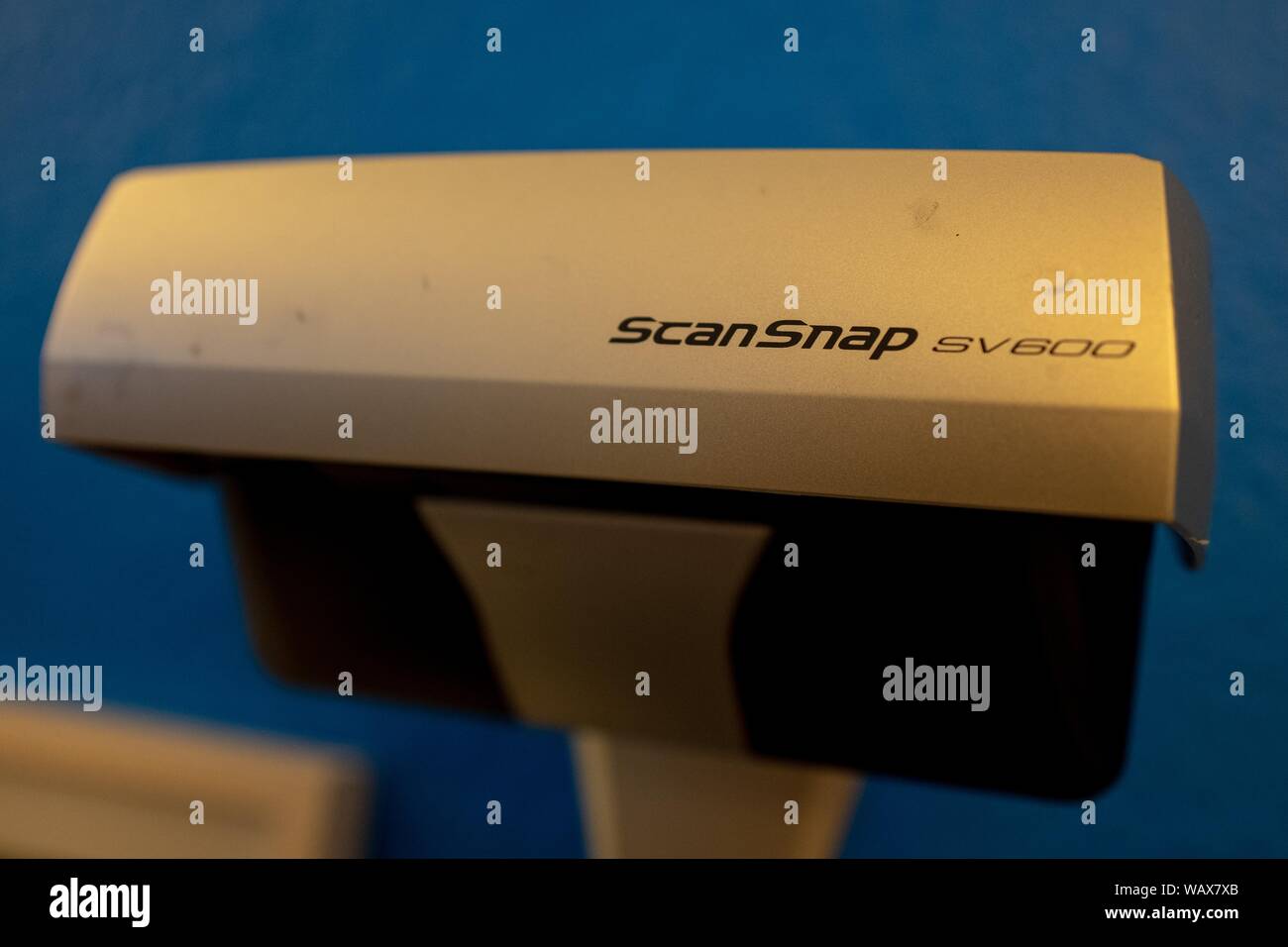 Overhead document scanner hi-res stock photography and images - Alamy