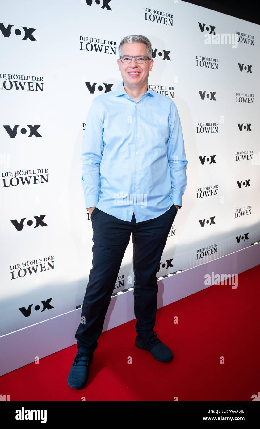 Frank thelen hi-res stock photography and images - Alamy