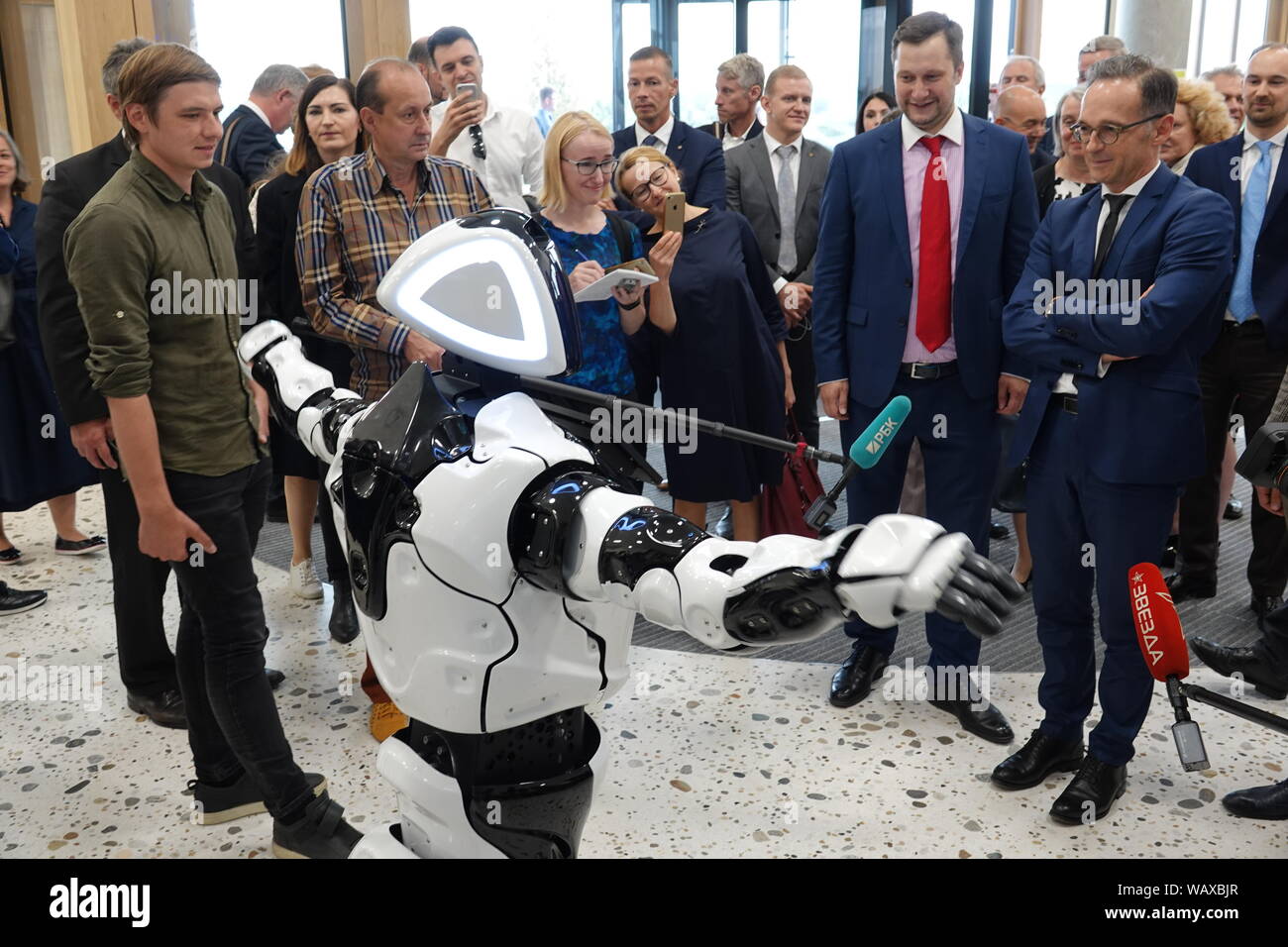 International football institute hi-res stock photography and images ...