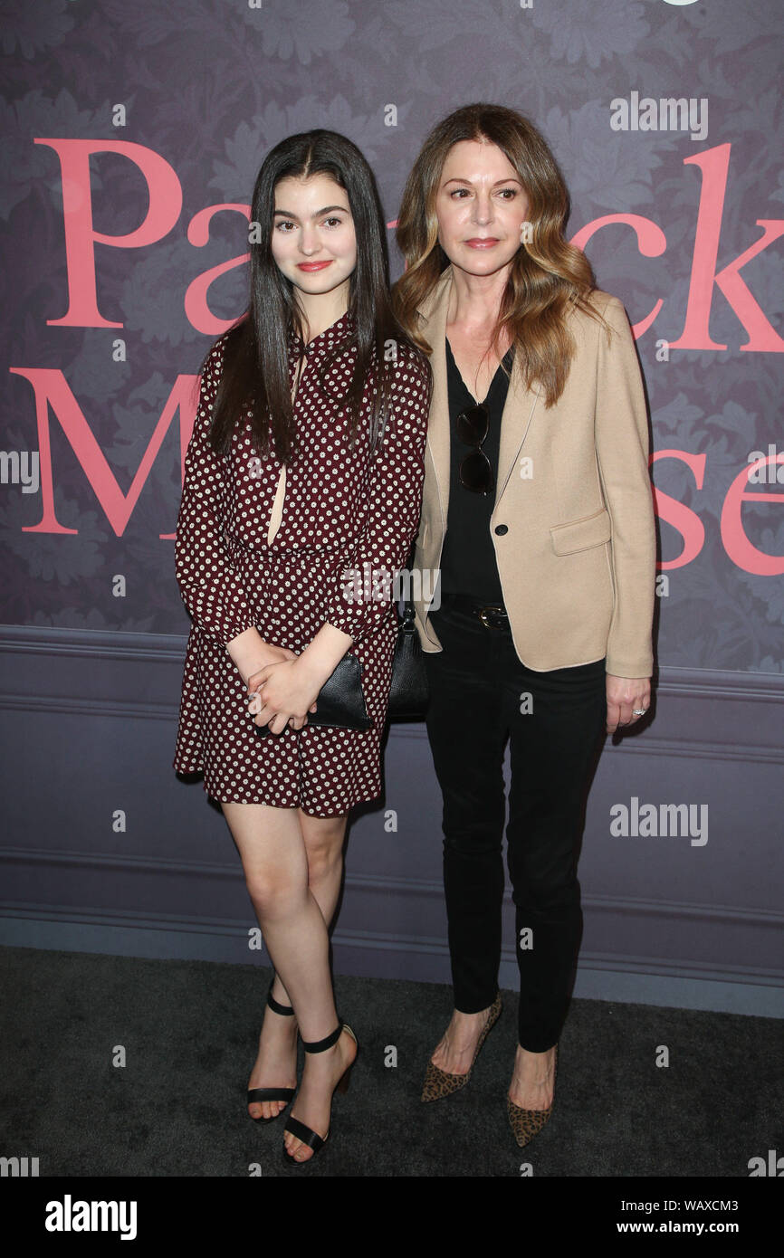 Jane Leeves Children