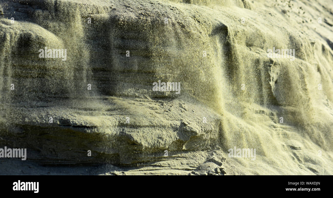 Wall sand pit with cross sectional view of layers Stock Photo - Alamy