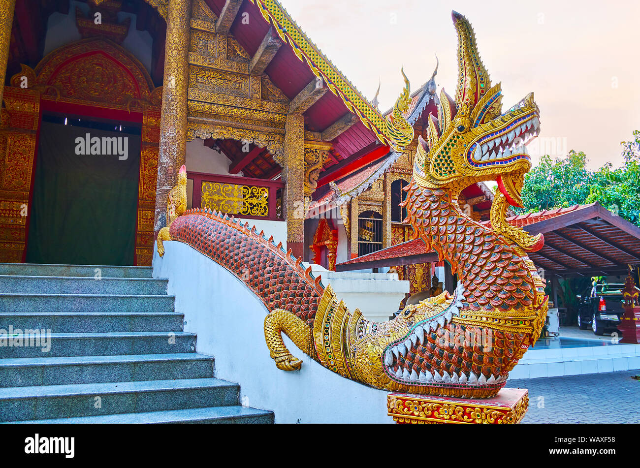 Makara crocodile hi-res stock photography and images - Alamy