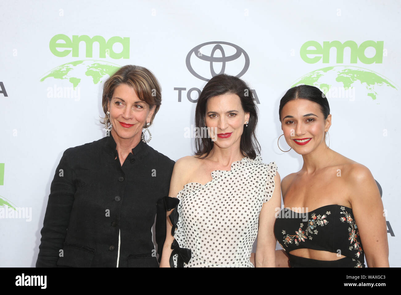 Beverly Hills, CA, USA. Wendie Malik, Perrey Reeves, Emmanuelle Chriqui ...
