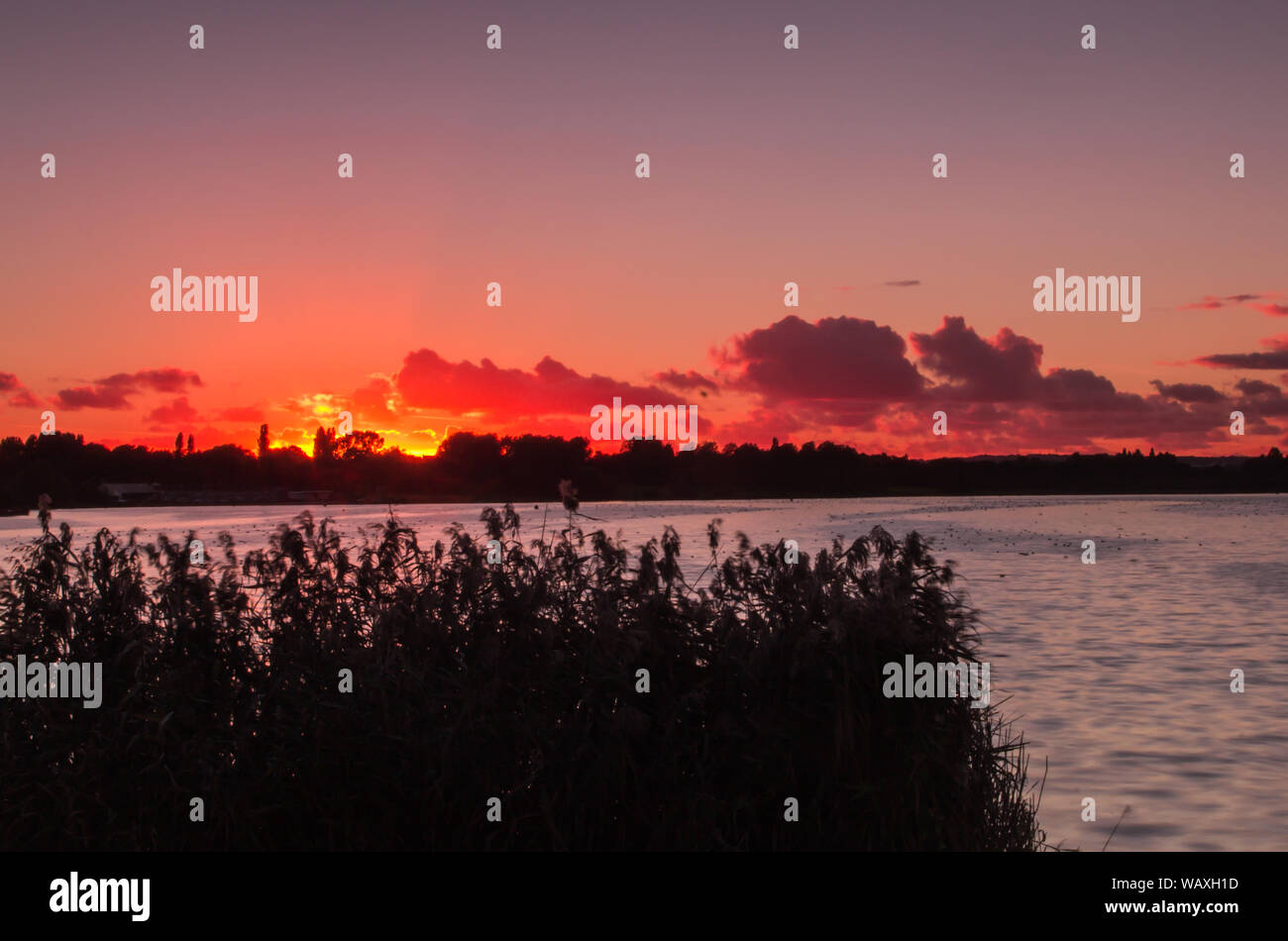 Spring sunset hi-res stock photography and images - Alamy