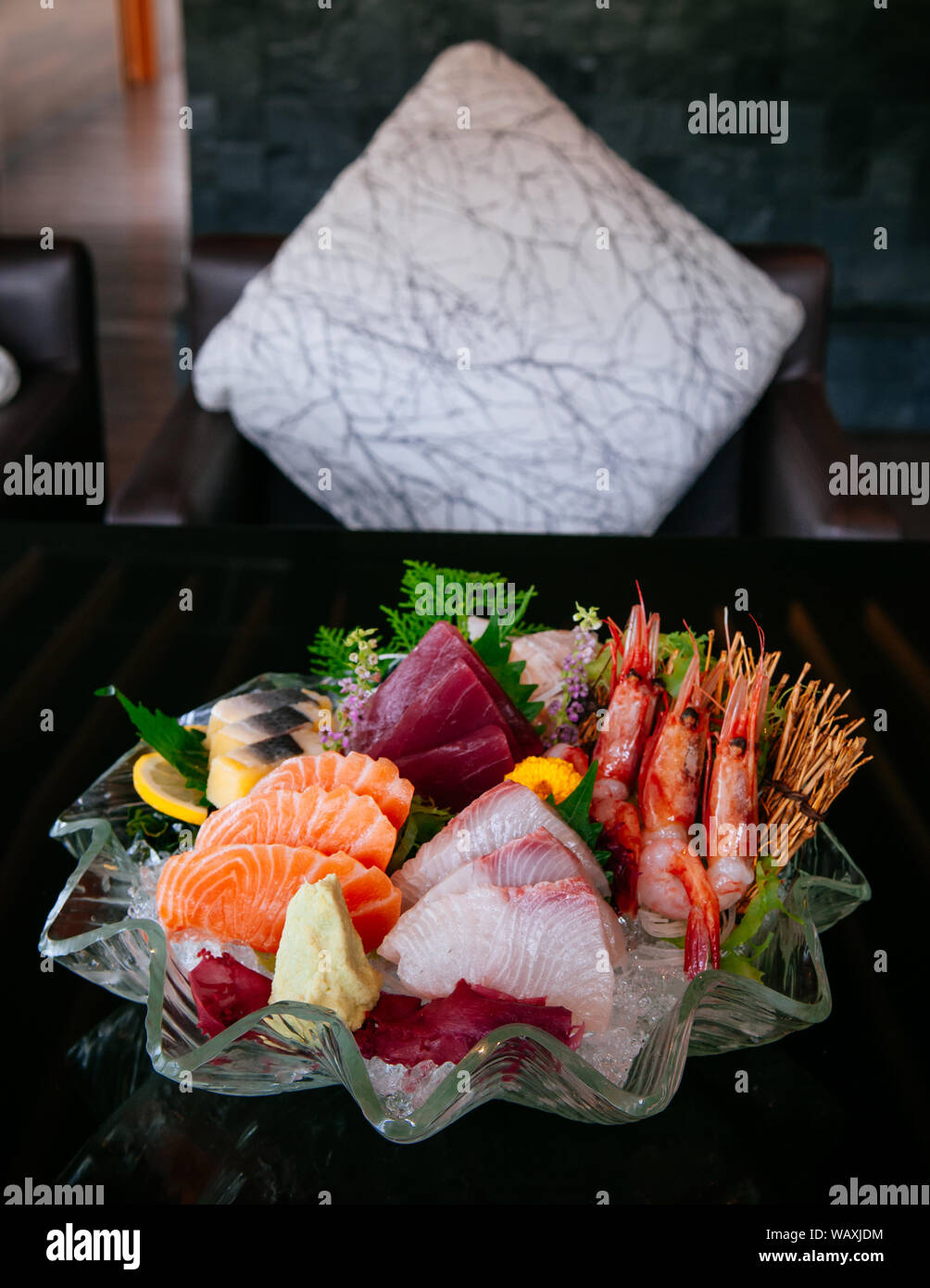 Premium sashimi on ice, Tai fish sashimi, Ebi sashimi, Maguro sashimi ...