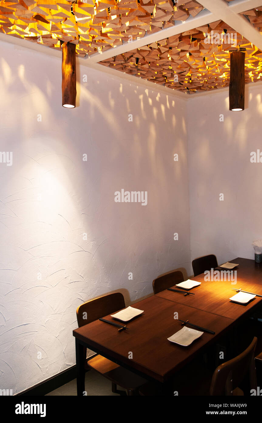 Simple Japanese Style Dining Table