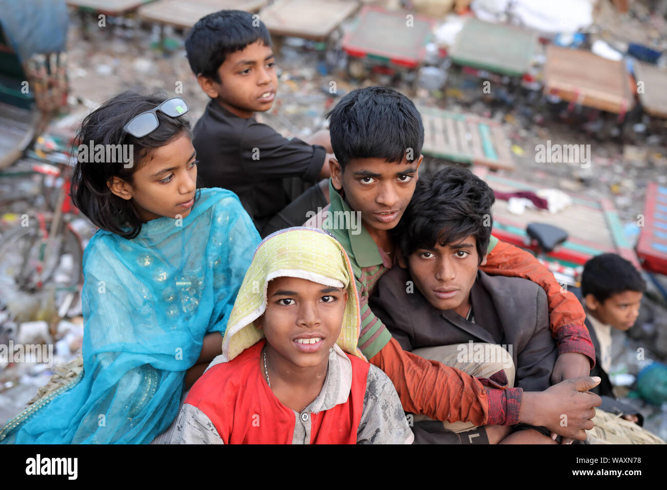 Bangladesh poverty boy hi-res stock photography and images - Alamy