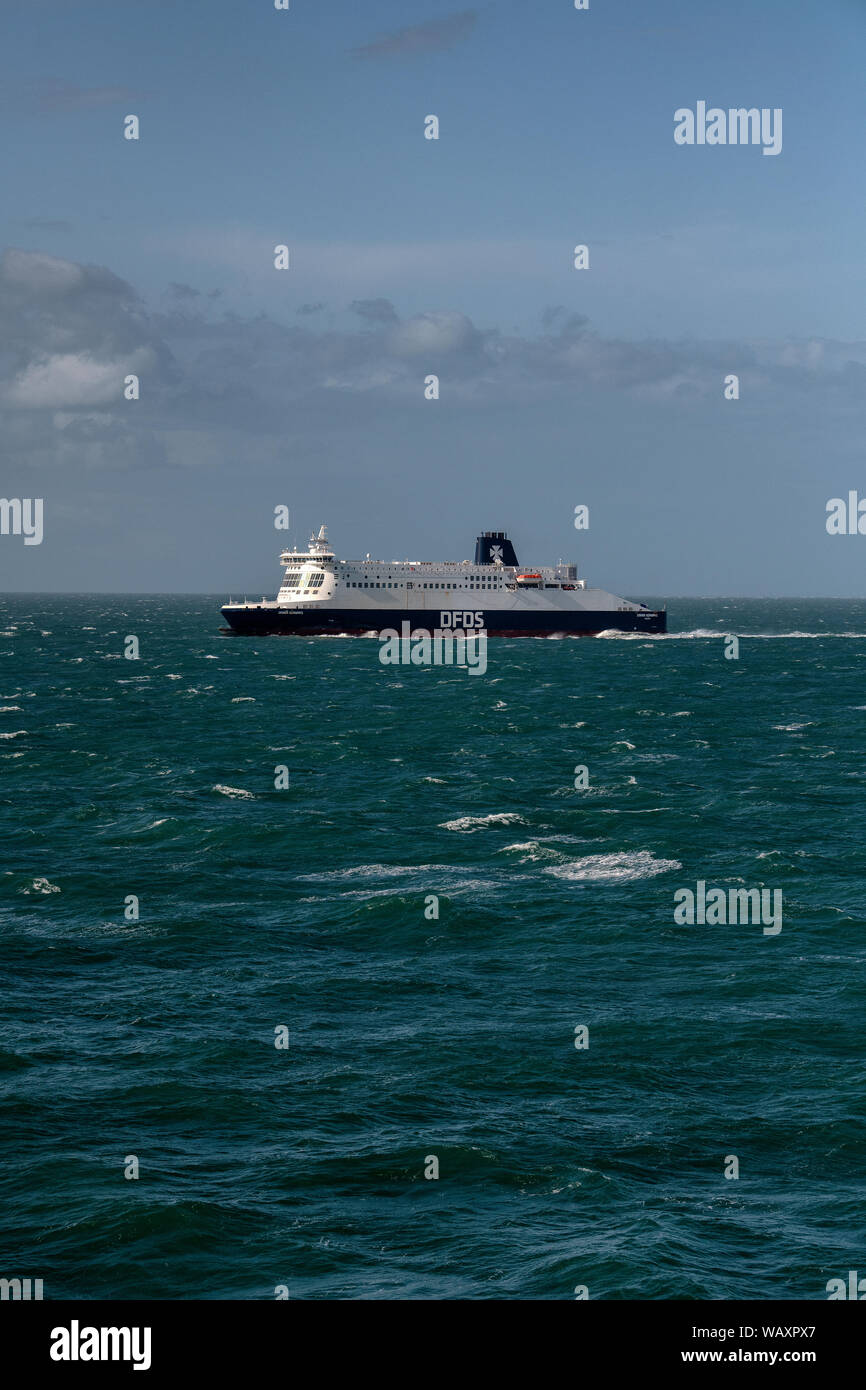 Dover calais ferry crossing hi-res stock photography and images - Alamy