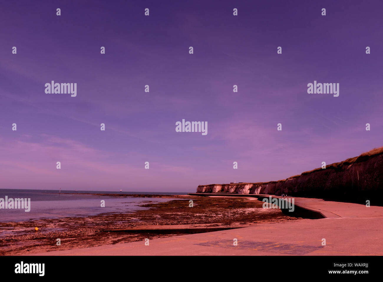 Bay margate kent england uk hi-res stock photography and images - Alamy