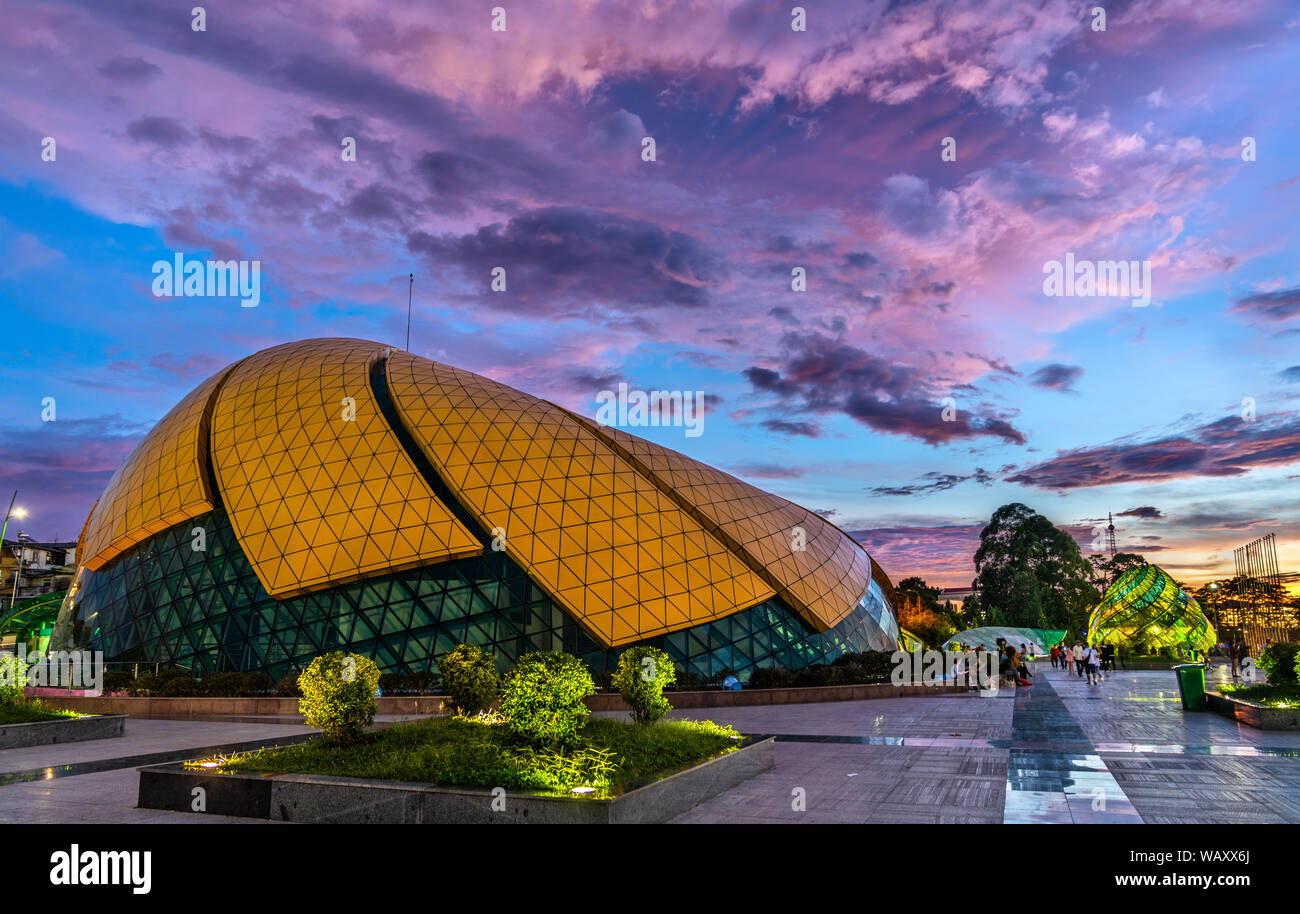 Lam Vien Square in Da Lat, Vietnam Stock Photo - Alamy