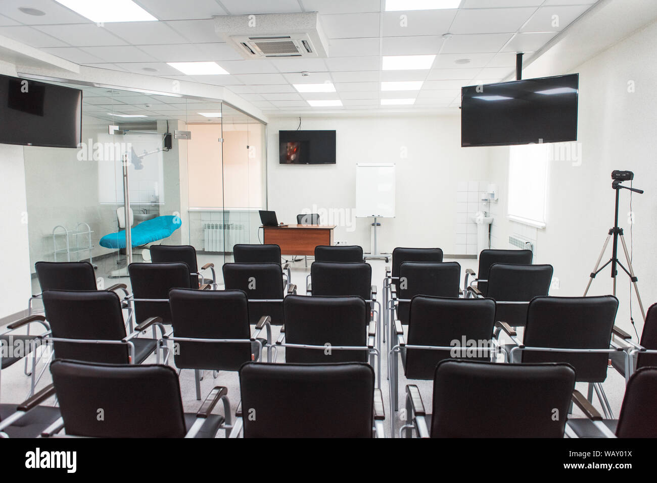 Medical school lecture hall hi-res stock photography and images - Alamy