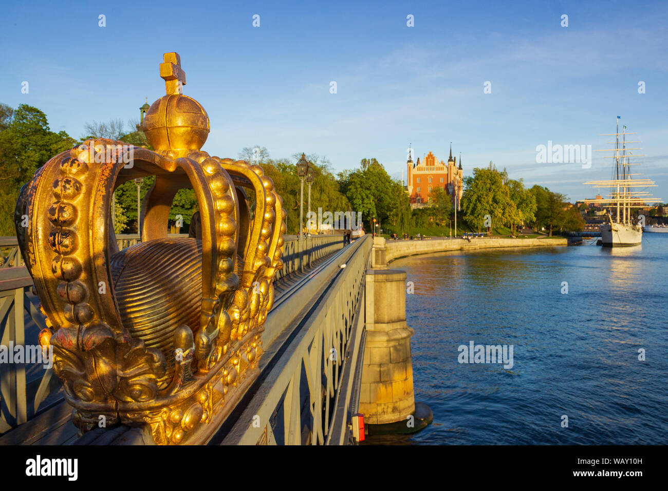 Skeppsholmen island bridge (Skeppsholmsbron) is one of the first ...
