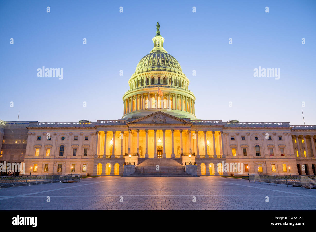 Washington dc capital building dusk hi-res stock photography and images ...