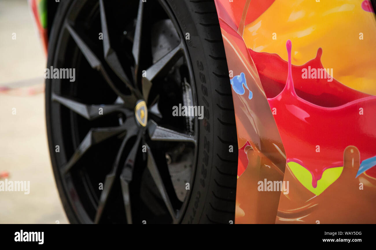 Premium cars in Miami Stock Photo - Alamy