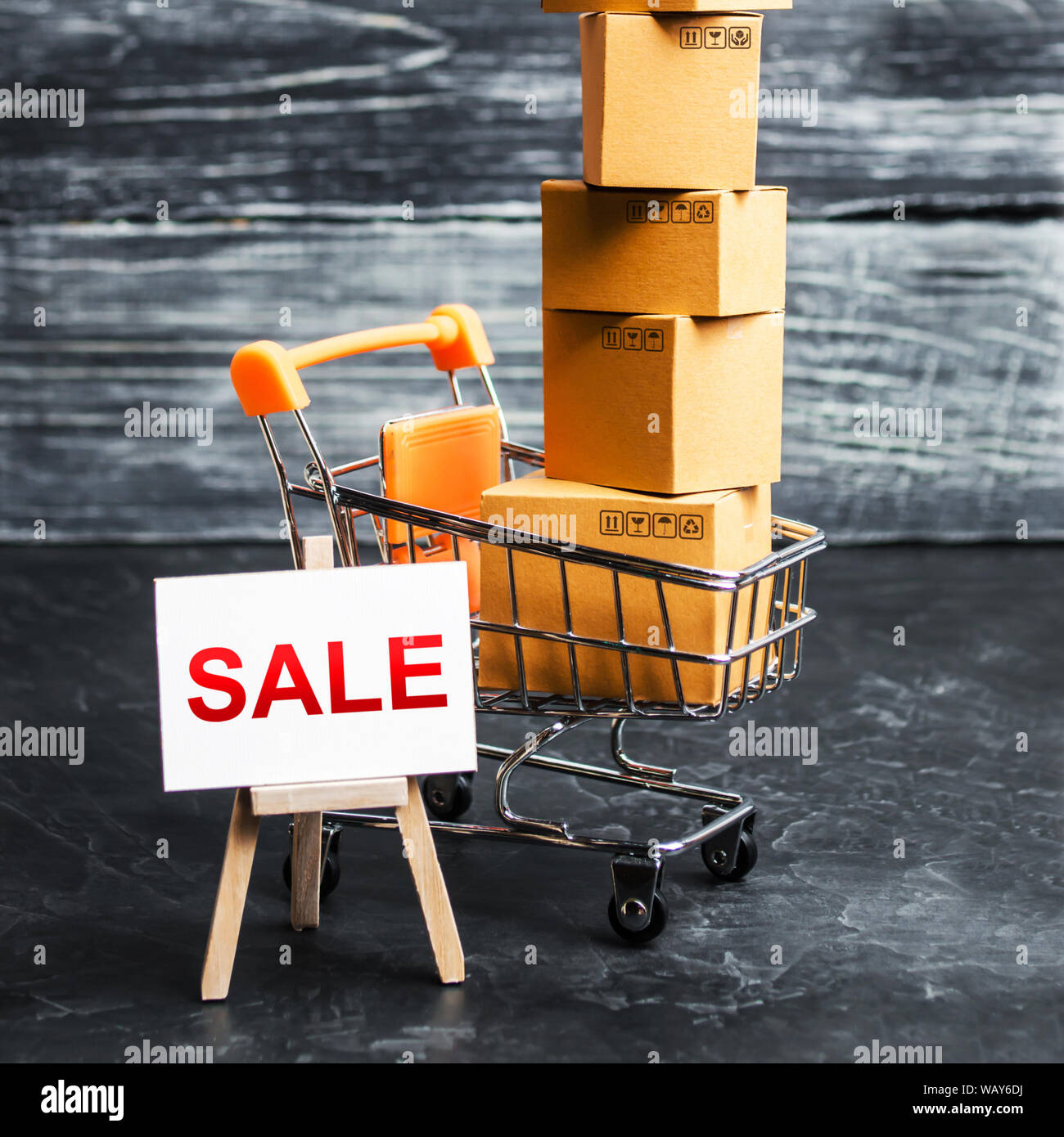 Cardboard merchandising hi-res stock photography and images - Alamy