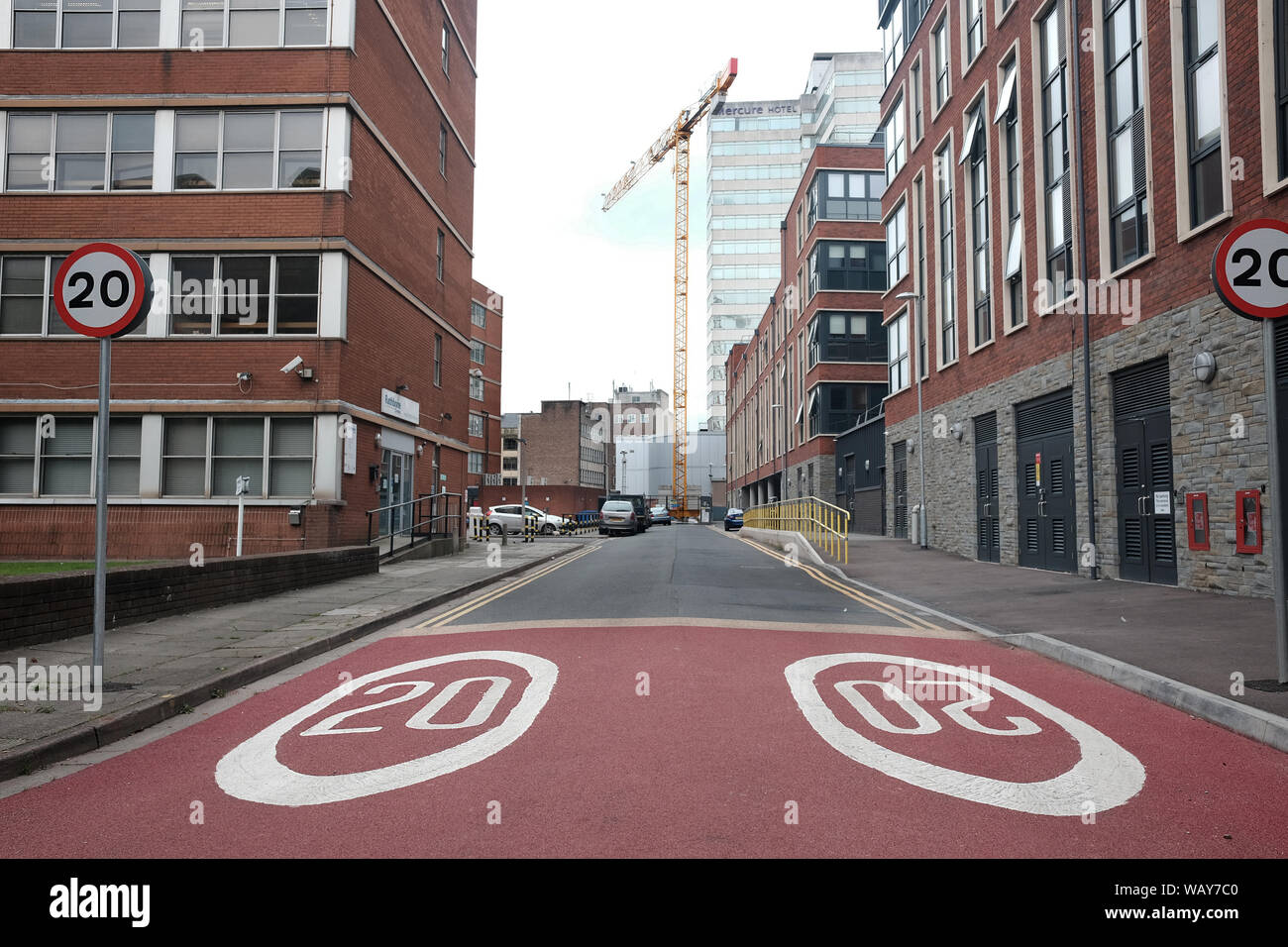 20 mph speed limit road markings hi-res stock photography and images ...