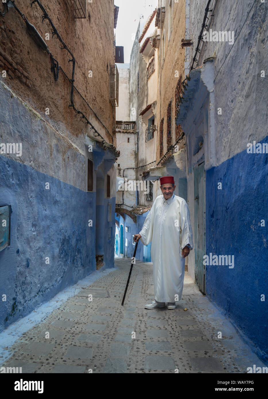 Djellaba robe morocco hi-res stock photography and images - Alamy