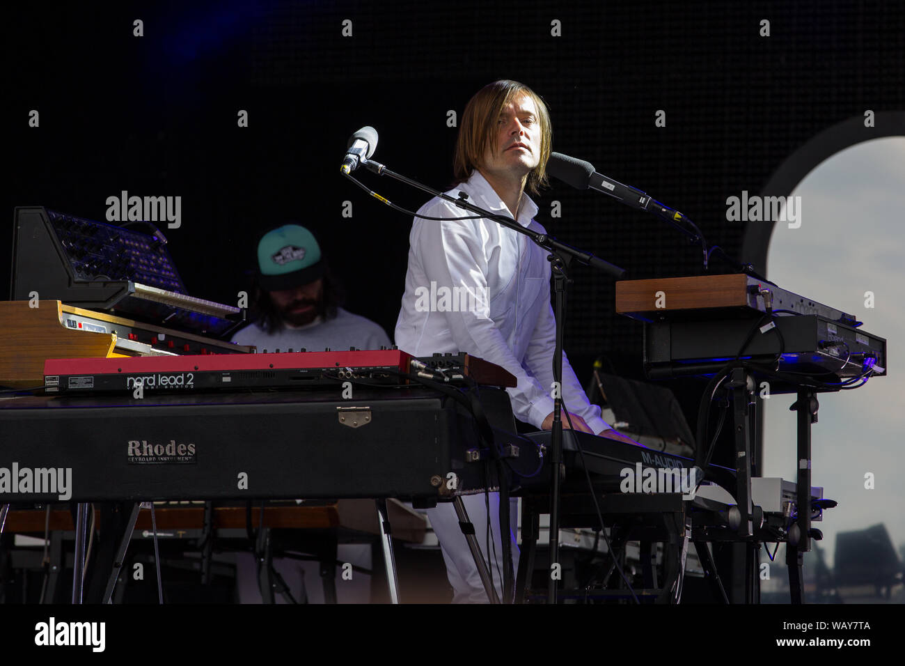 Godin hi-res stock photography and images - Alamy