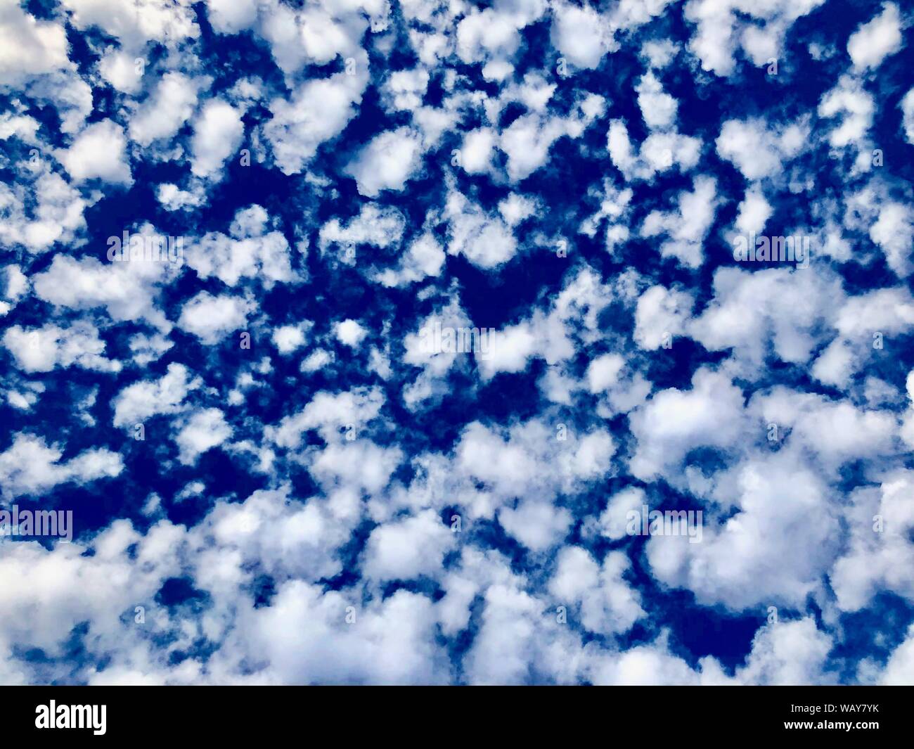 Bright climate hi-res stock photography and images - Alamy