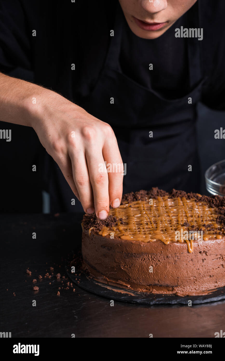 Mens cake hi-res stock photography and images - Alamy