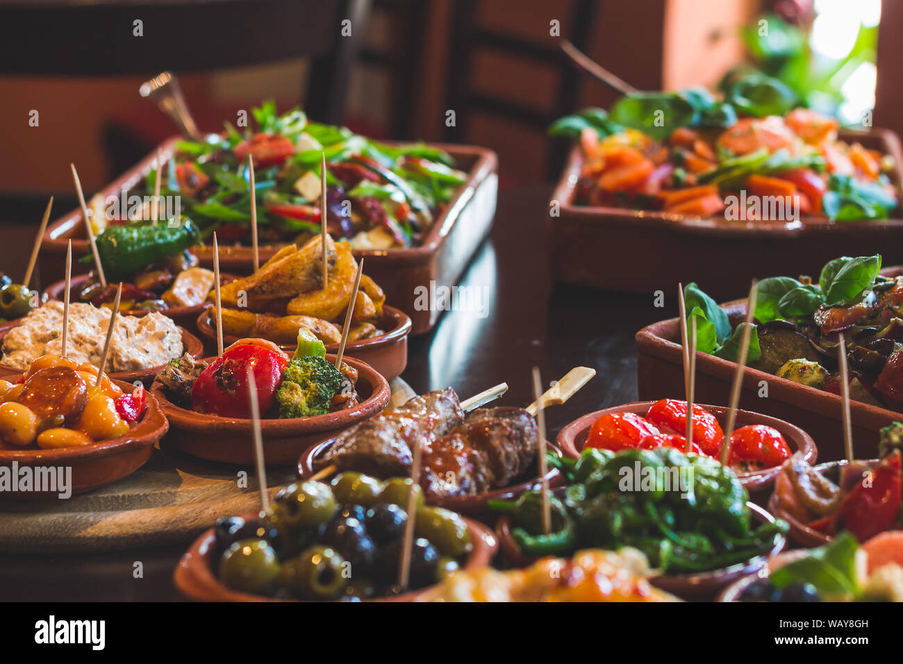 Food on location hi-res stock photography and images - Alamy