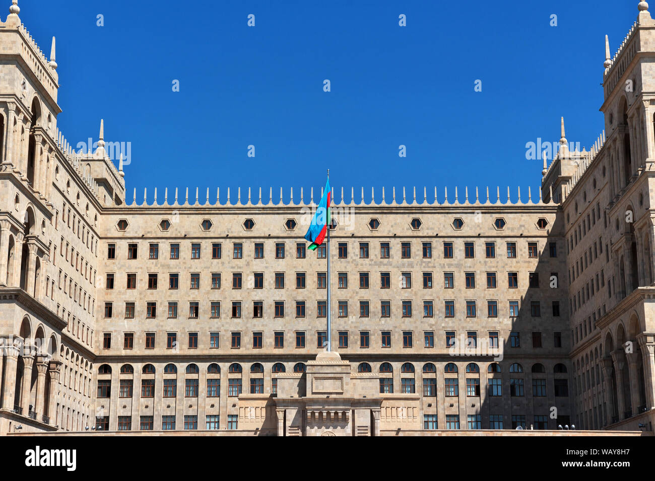 Presidential palace baku hi-res stock photography and images - Alamy