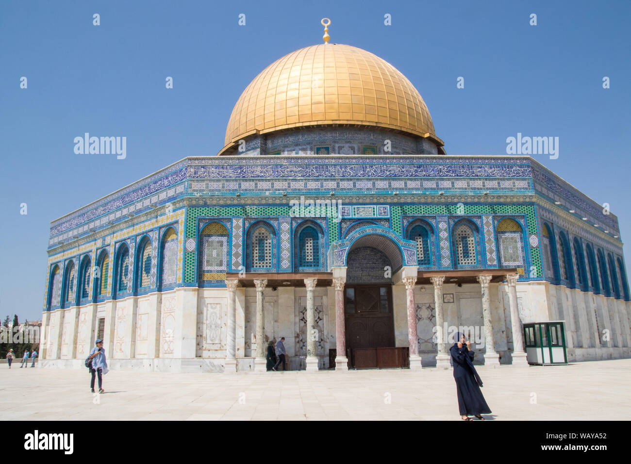 Dome of the Rock & Temple Mount, Old City, Jerusalem, Israel Stock ...