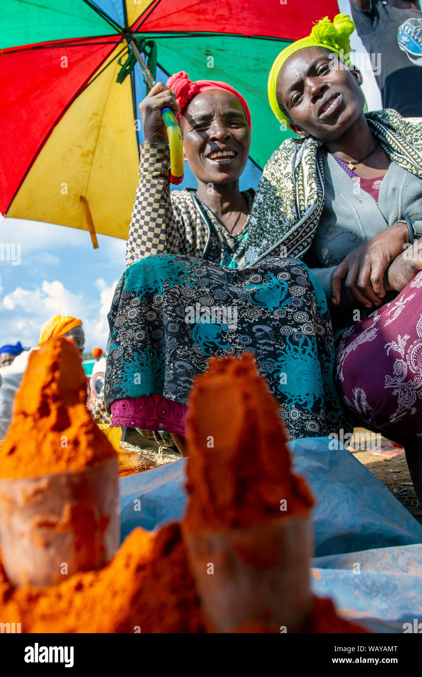 Market dorze tribe chencha ethiopia tradition traditional culture women ...